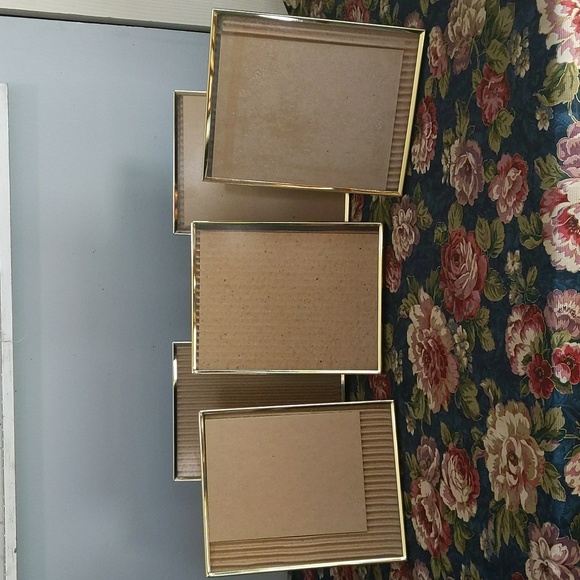 Vintage | Accents | Vintage 8x Gold Toned Frame Bundle Of 5 Frames ...